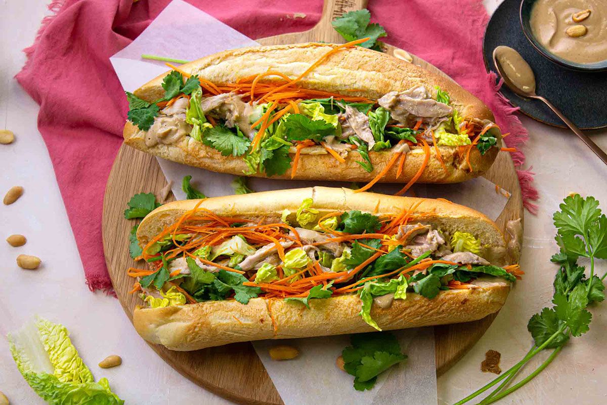 Banh-mi au Poulet & Cacahuètes - Recette - Les Commis